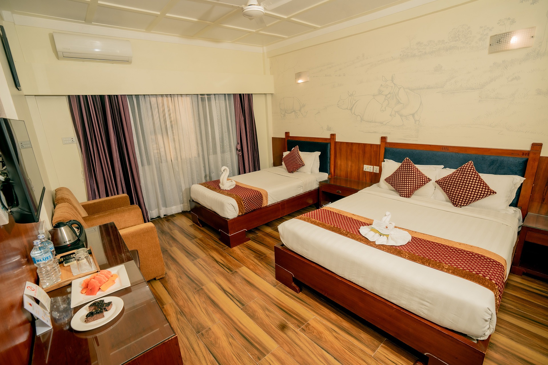 Book Now - Hotel Jungle Crown - Sauraha
