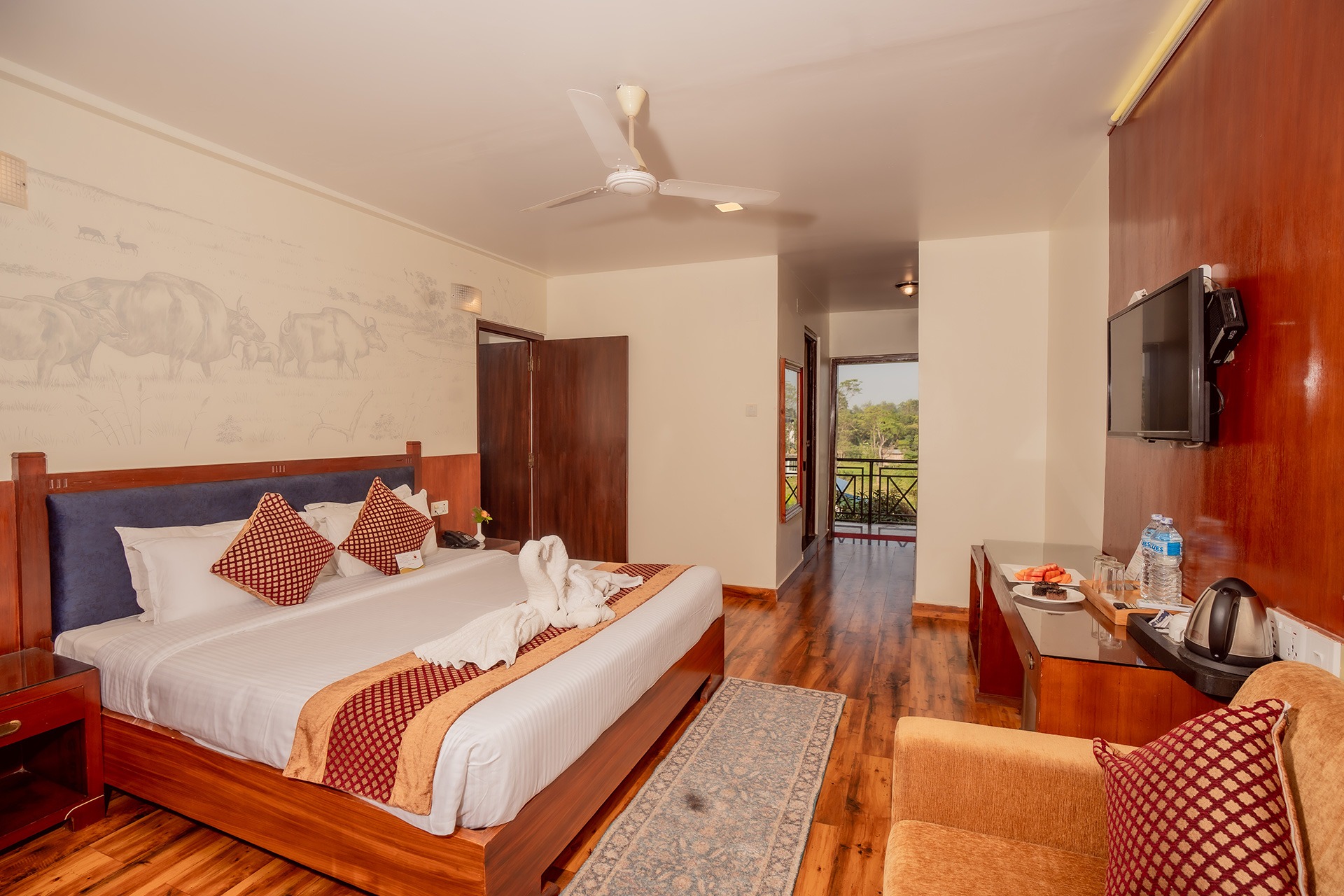 Book Now - Hotel Jungle Crown - Sauraha